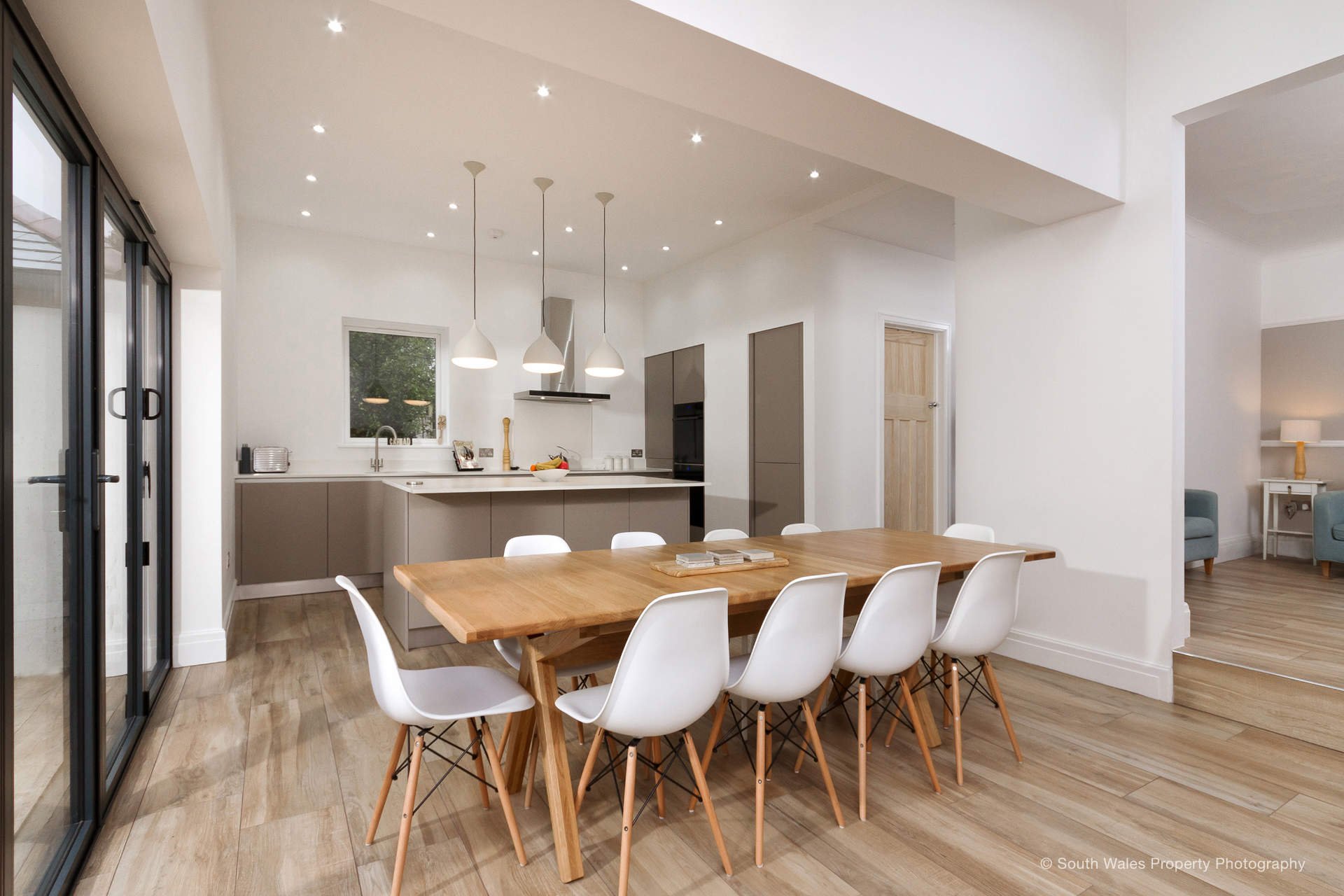 OPEN PLAN KITCHEN DINER
